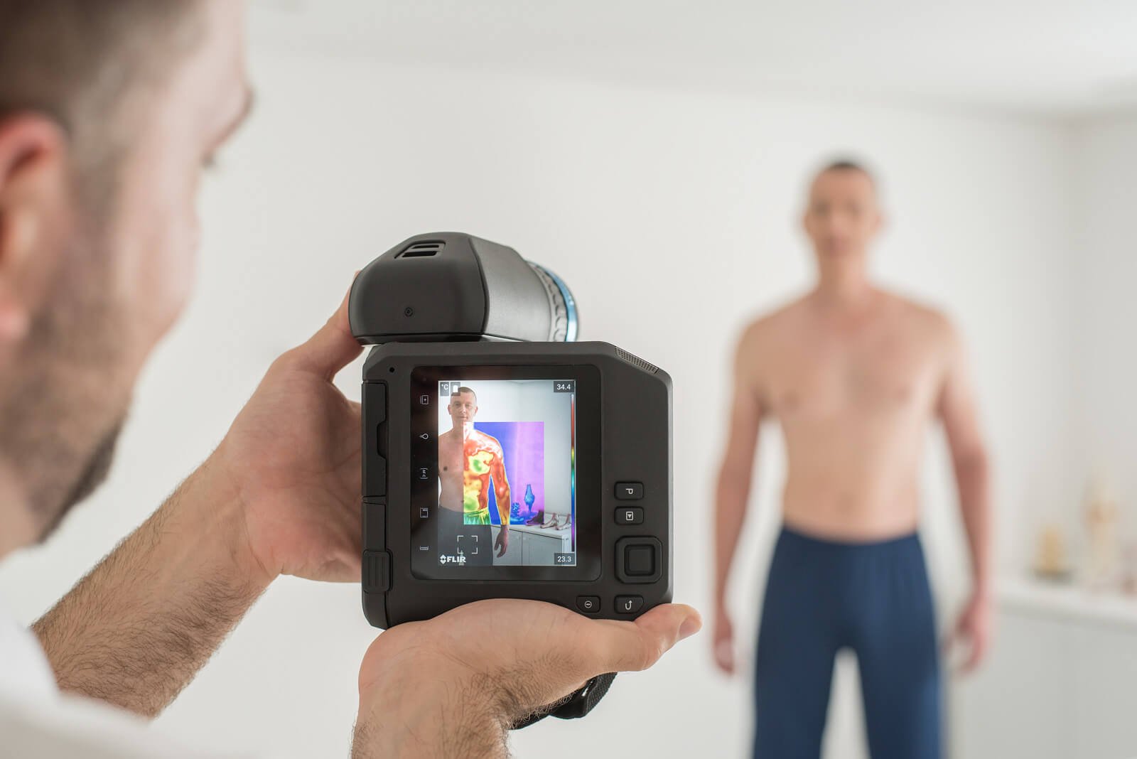 TERMOGRAFIA: VOCÊ SABE O QUE É? - Dr. Carlos Maçaneiro